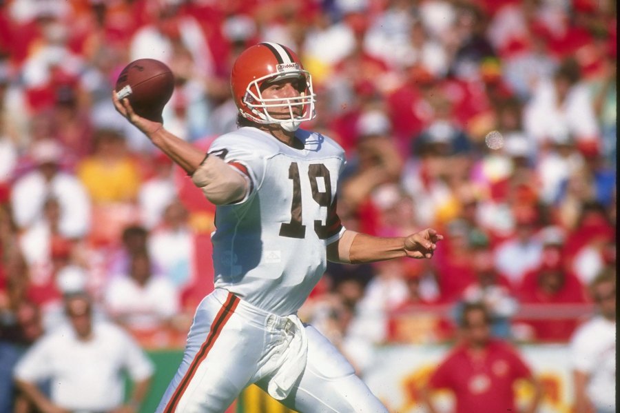 NFL Great Bernie Kosar Reveals Liver Failure and Parkinson's Diagnosis ...