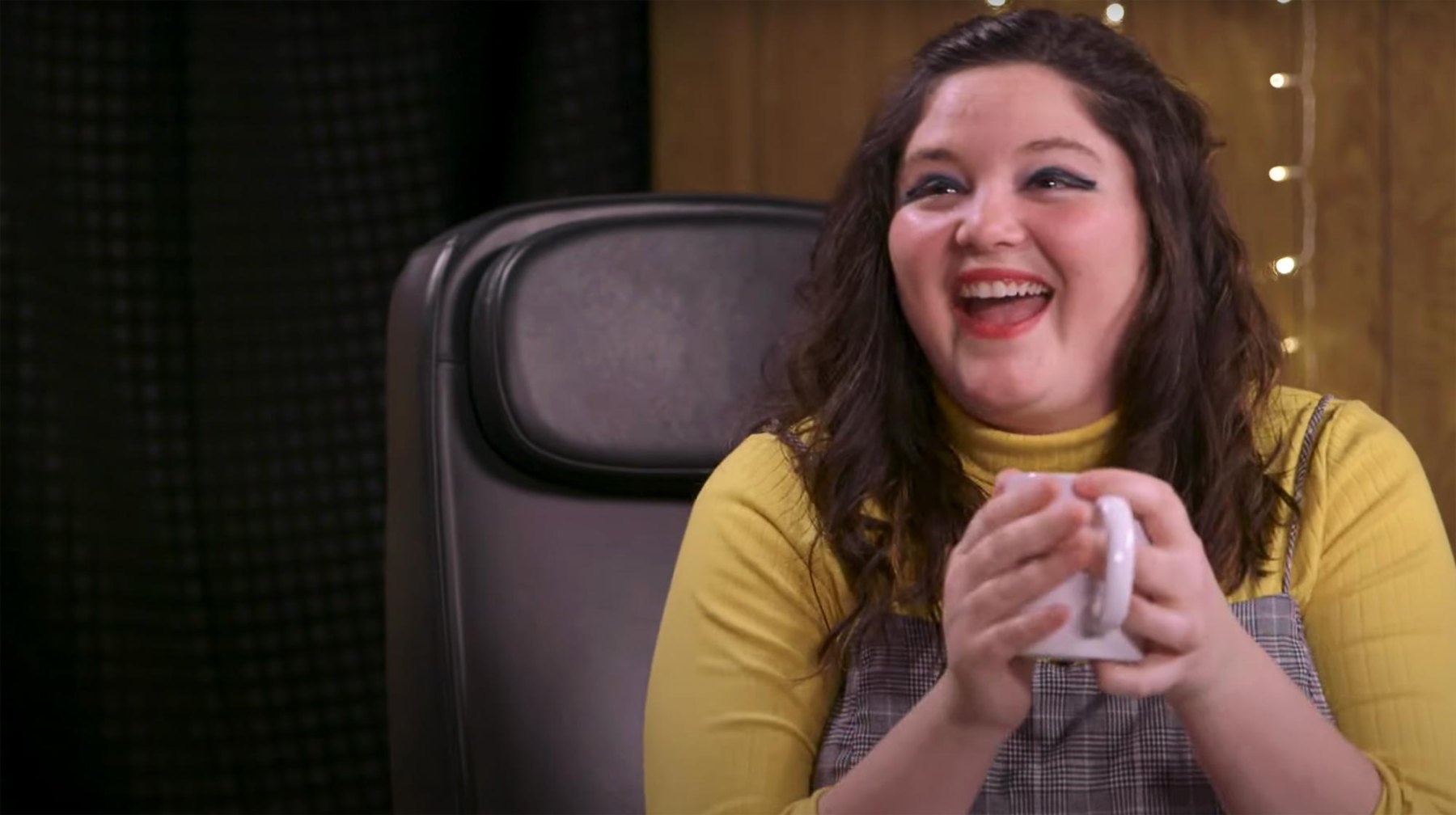 Who Is Megan Stalter? 5 Things to Know About the 'Hacks' Actress | Us ...