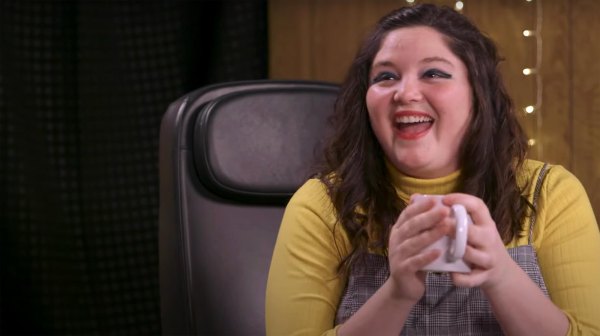 Who Is Megan Stalter? 5 Things to Know About the 'Hacks' Actress | Us ...