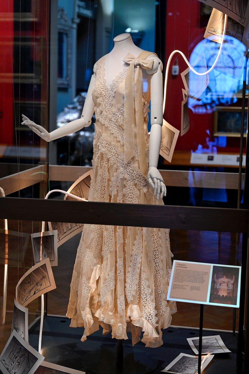 Taylor Swift's Personal Items Displayed at Songbook Trail Exhibit | Us ...
