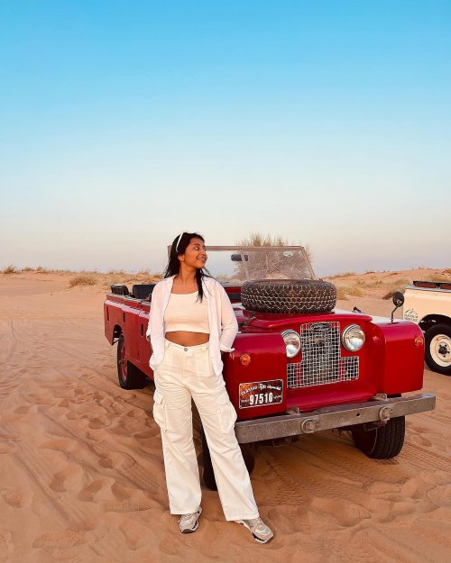 Aanvi Kamdar, Travel Influencer Dead at 27 After Falling Into Gorge ...