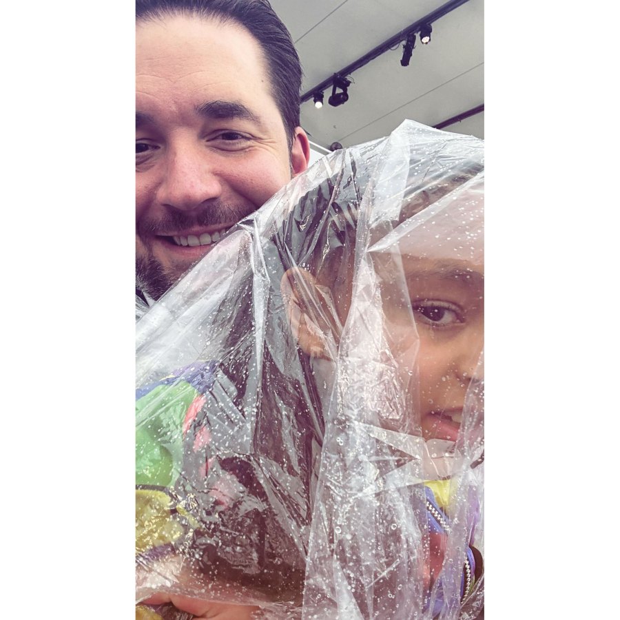 Serena Williams' Husband Alexis Ohanian Called Her 'Umbrella Holder ...