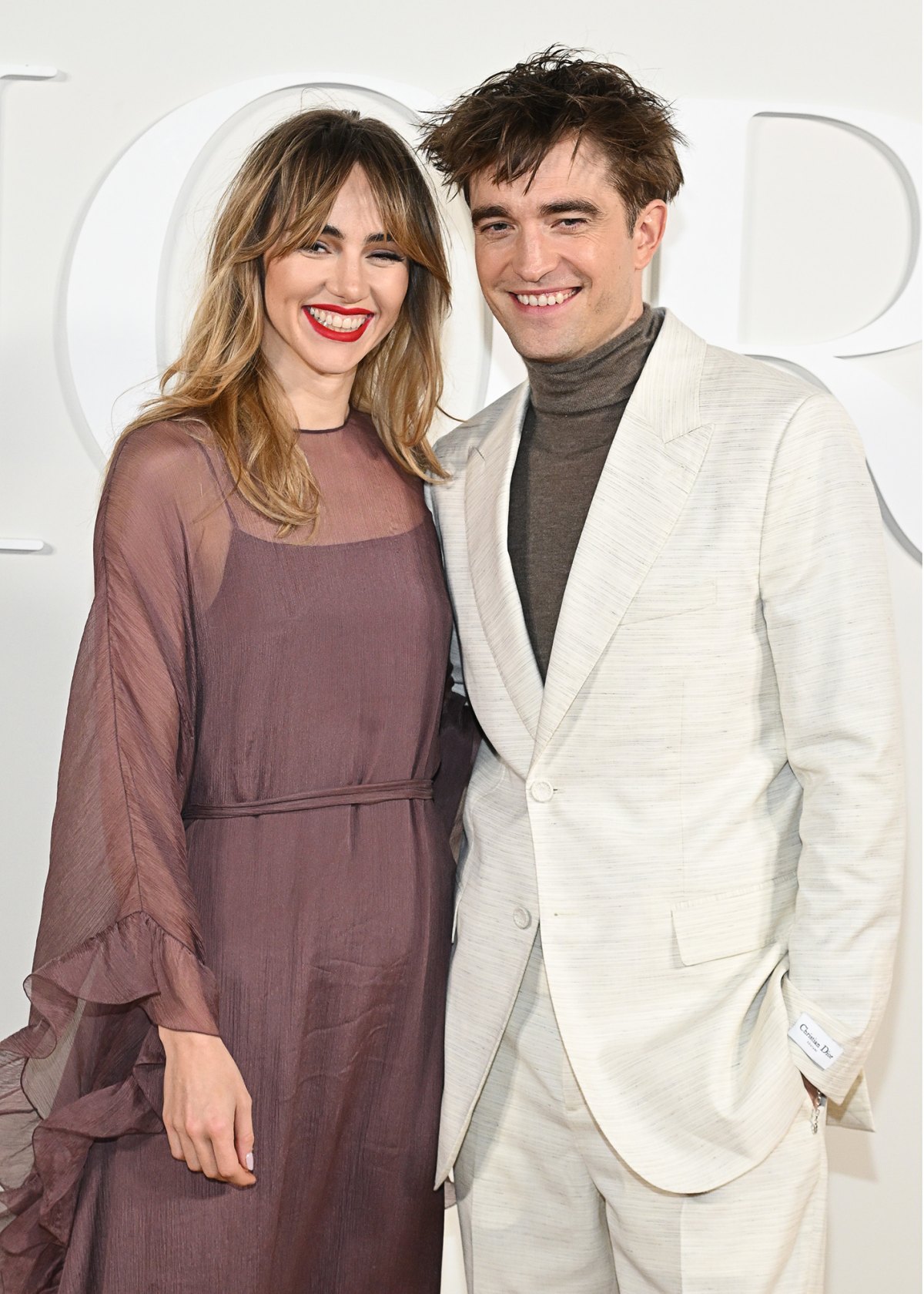 Suki Waterhouse’s Dating History: Robert Pattinson and More | Us Weekly