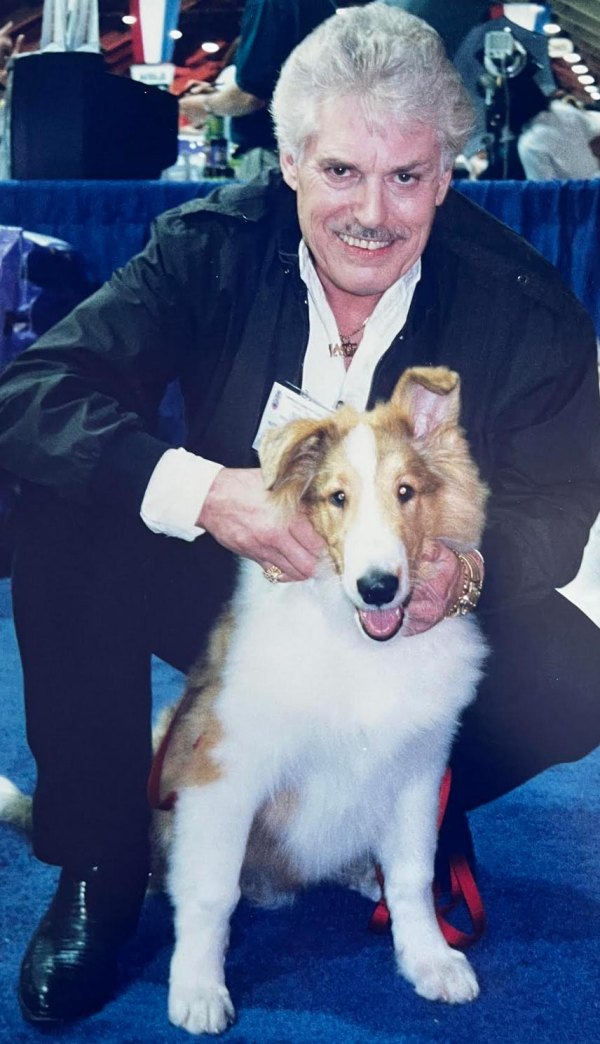 Lassie’s Owner and Trainer Bob Weatherwax Dead at 83 | Us Weekly