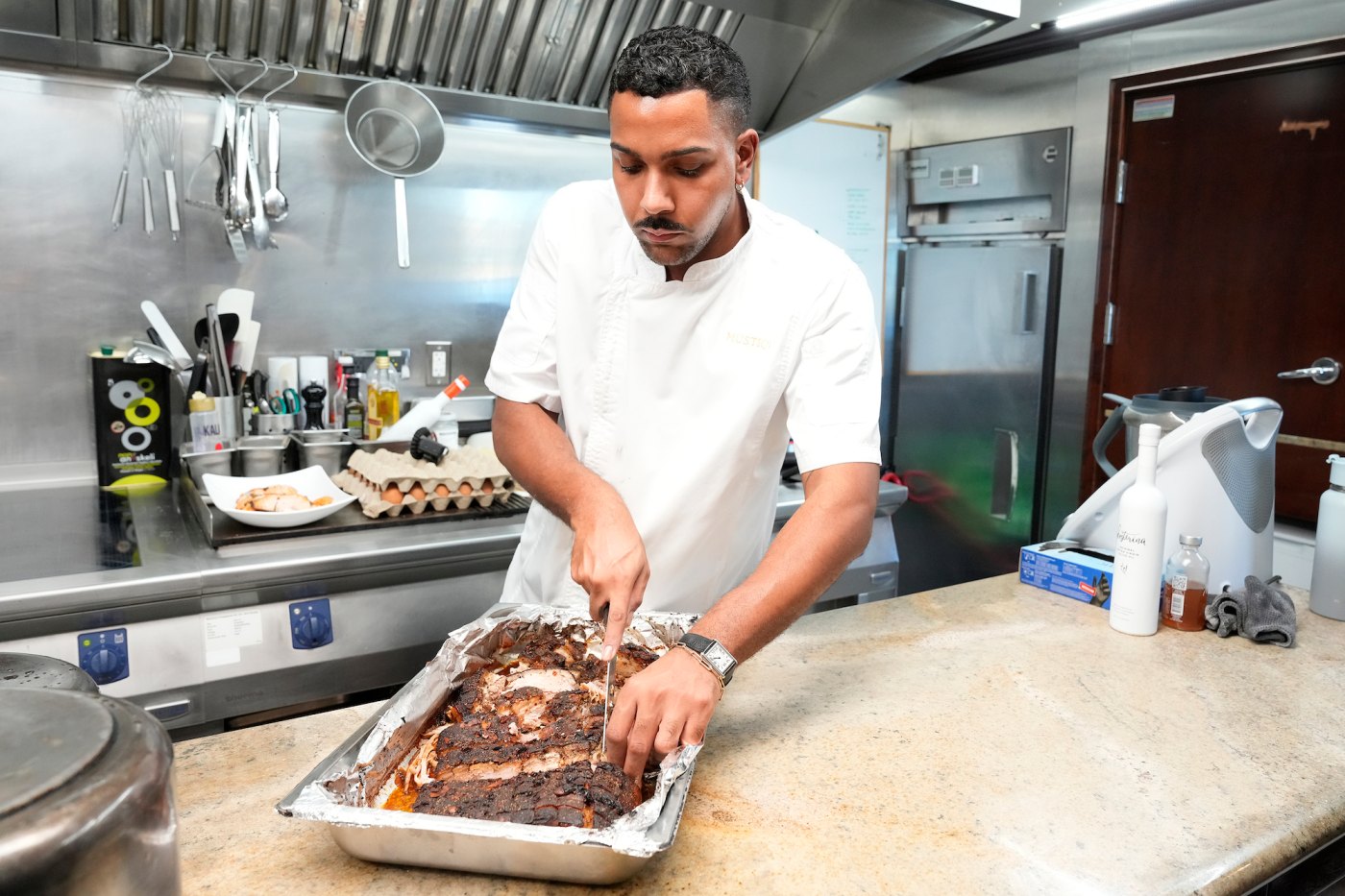 Below Deck Med's Chef Jono Reacts to Public Apology From Rude Guests ...