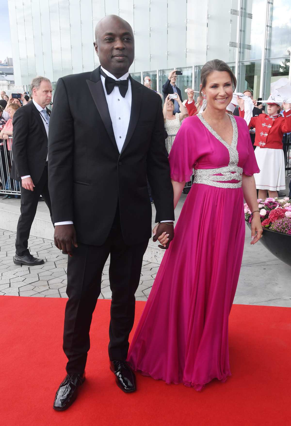 Norwegian Princess Martha Louise Marries Shaman Durek | Us Weekly