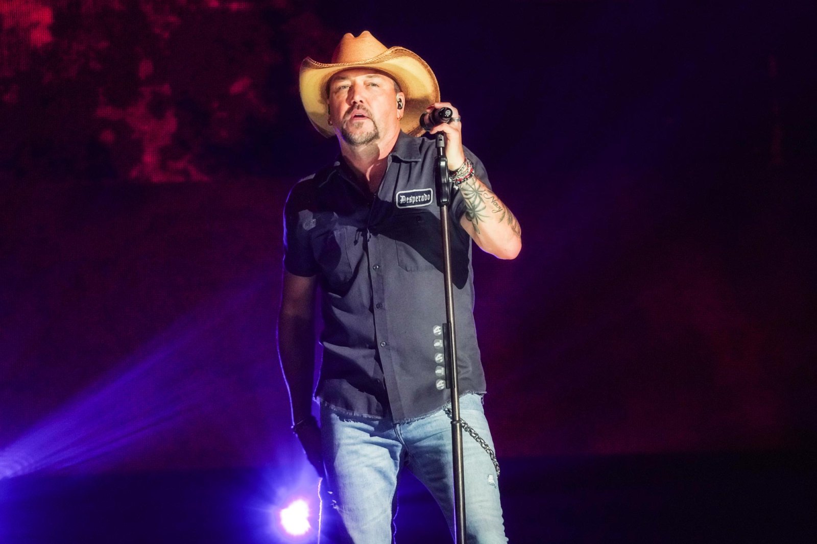 Jason Aldean Recalls Dire Point in His Career: 'I Was Starving' | Us Weekly