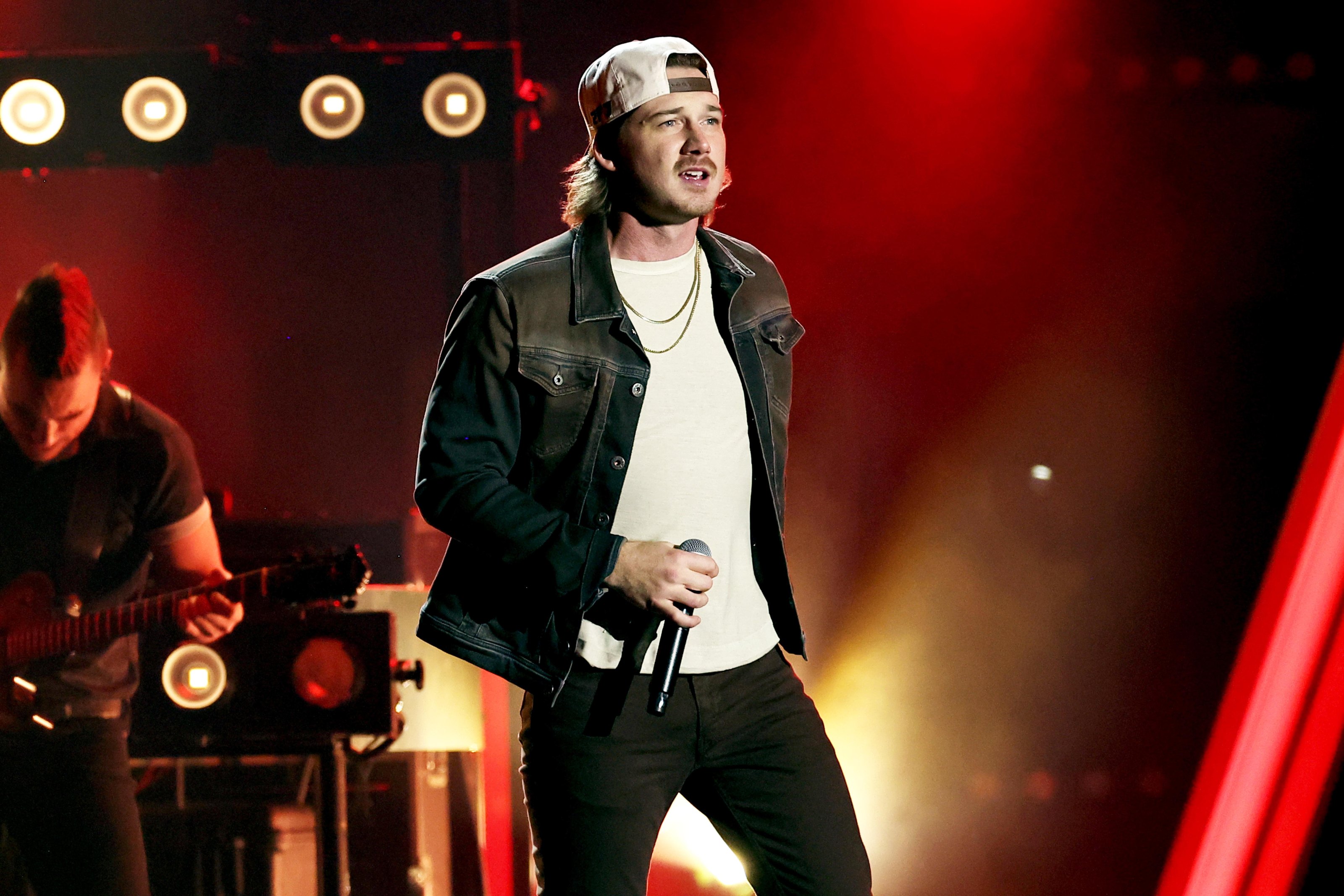 Morgan Wallen Hits Las Vegas Stage Flanked by Tom Brady and Mike Tyson ...