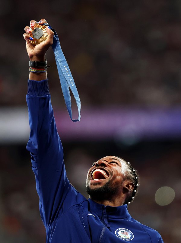 Noah Lyles Shares Funny Story After Meeting ‘Random' Canadian Family ...