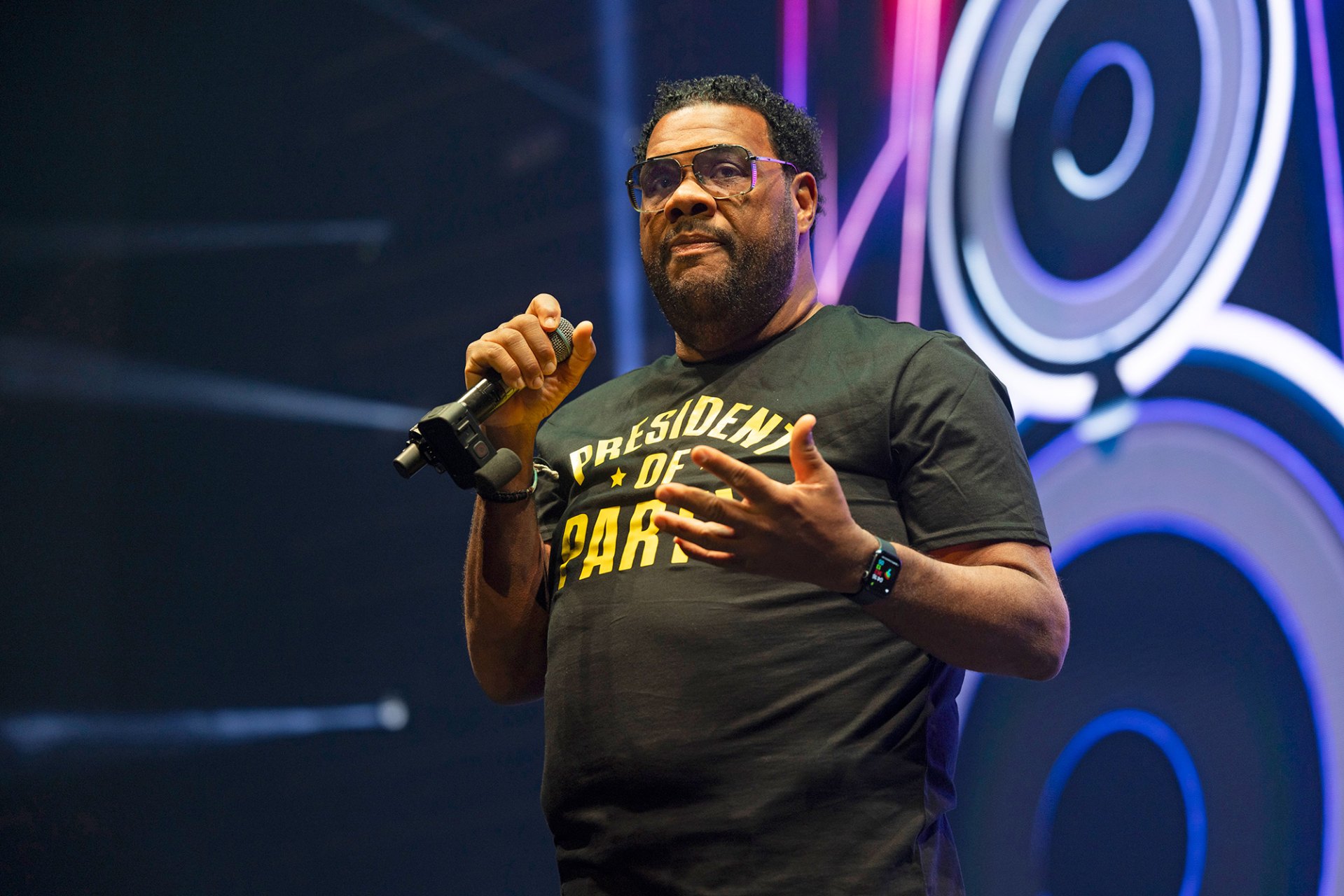Rapper Fatman Scoop Dead at 53 After Collapsing During Concert | Us Weekly
