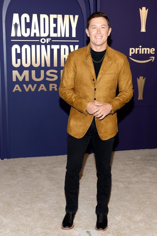 Scotty McCreery Stops Show After Man in Audience Hits a Woman | Us Weekly
