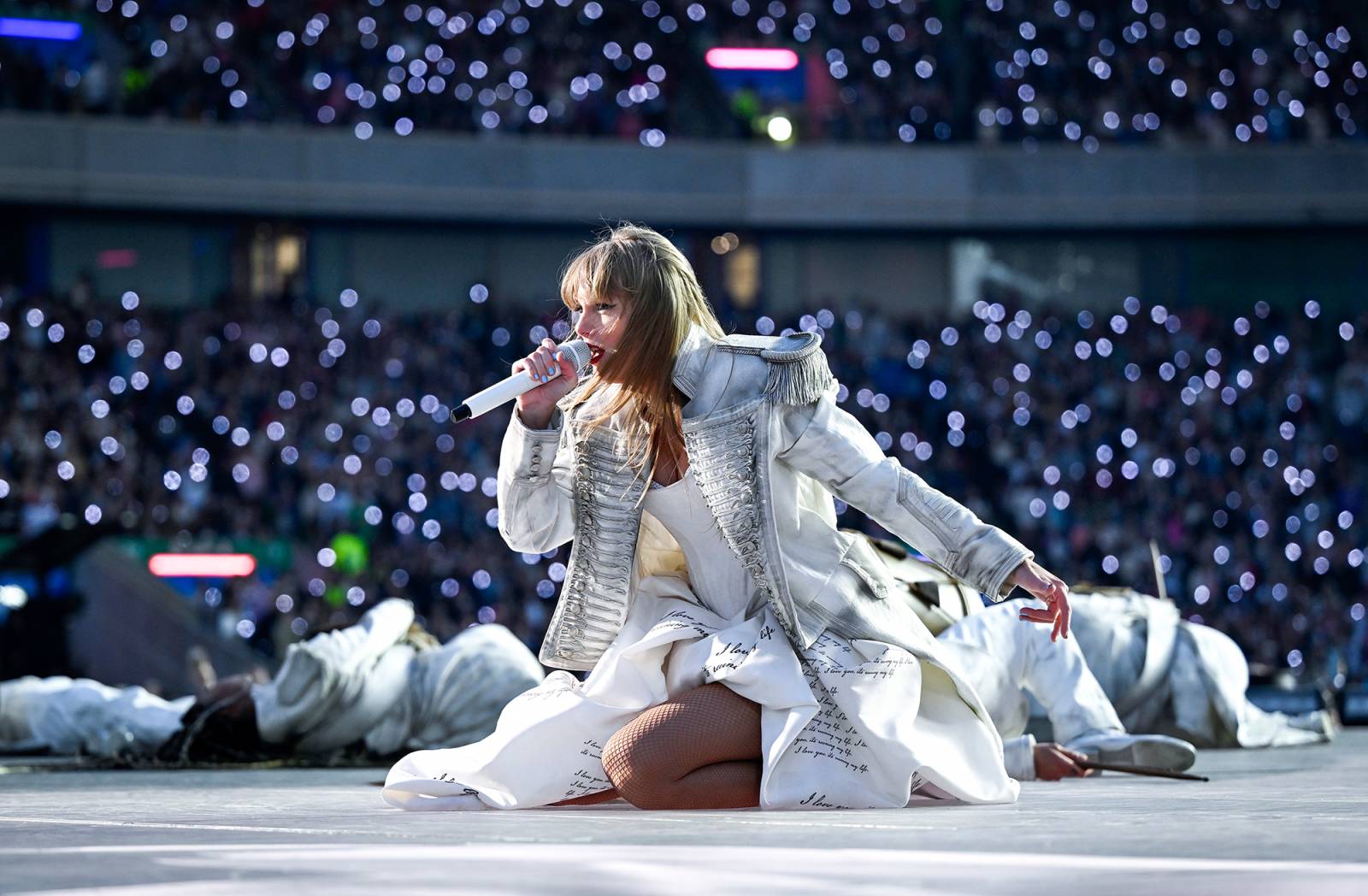 Why Taylor Swift's Concerts Pose 'Greater Risks' for Terror Acts | Us ...