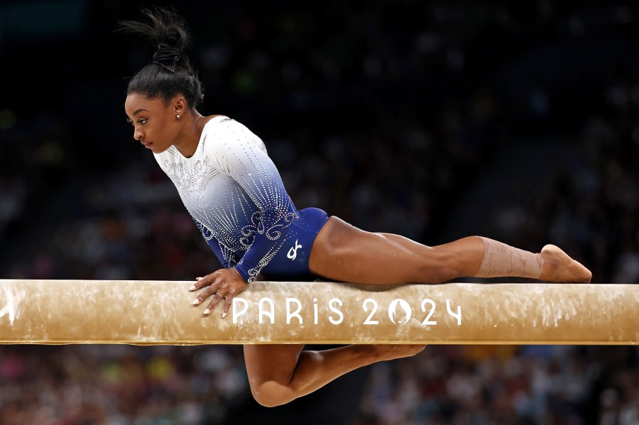 Simone Biles y Suni Lee caen de la barra de equilibrio en París 2024 ...