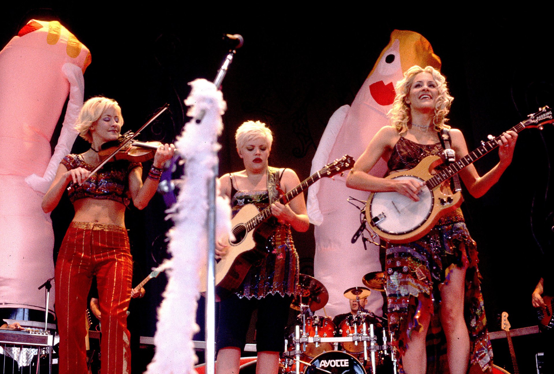 The Chicks’ Album Fly Turns 25: All 13 Songs, Ranked | Us Weekly