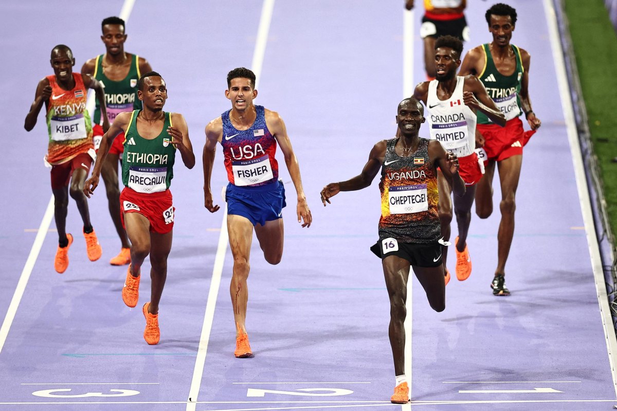 Who Is Olympian Grant Fisher? 5 Things to Know: Age, Parents and More ...