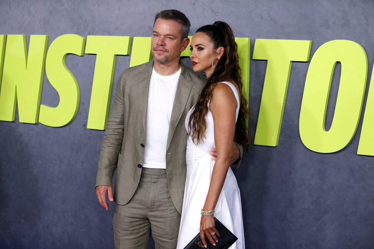 Matt Damon's Wife and 4 Daughters Attend Instigators Premiere | Us Weekly