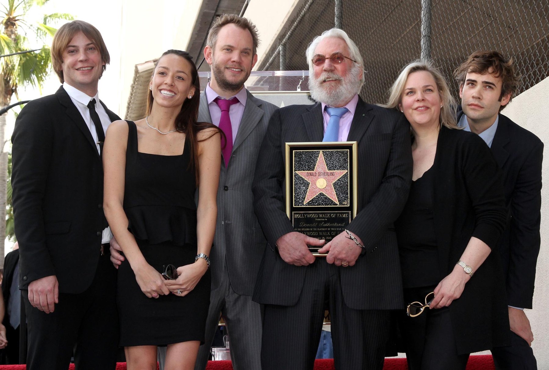 Rossif Sutherland Opens Up About Losing Father Donald Sutherland | Us ...