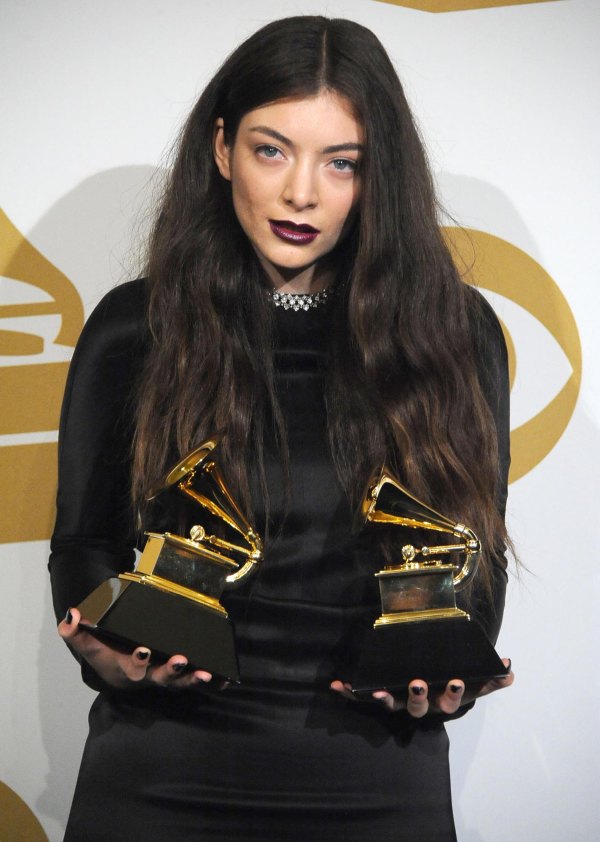 Lorde’s Ups and Downs Over the Years: Music, Friendships and More | Us ...