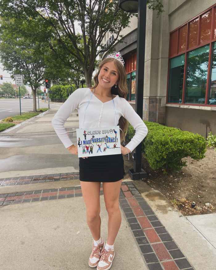 America's Got Talent Cheerleader Emily Gold Dead at 17 | Us Weekly