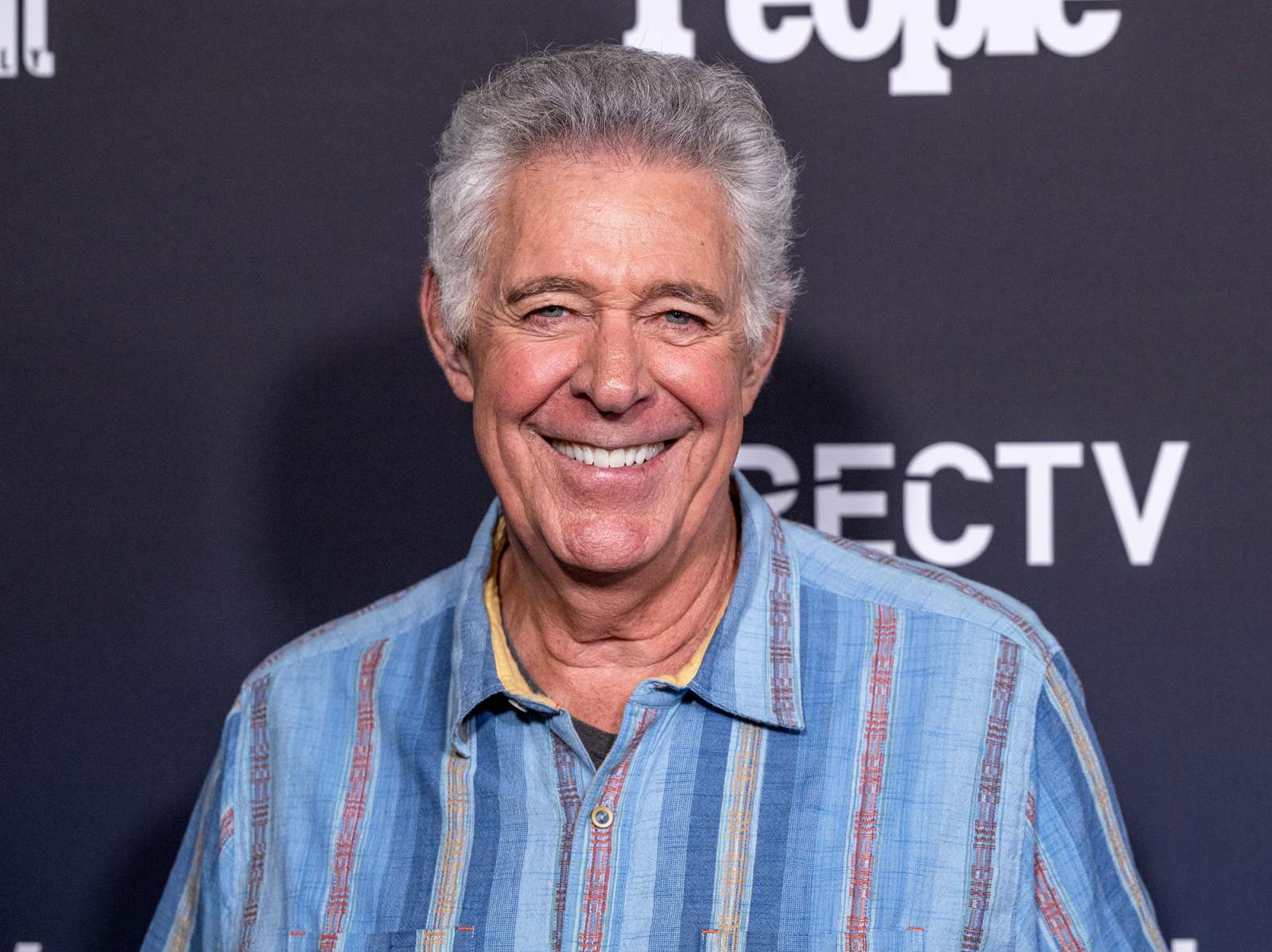 Barry Williams Says Brady Bunch Cast 'All Hooked Up' With Each Other ...