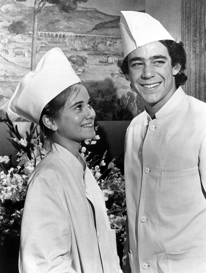 What The Brady Bunch Cast Has Said About Hooking Up With Each Other ...