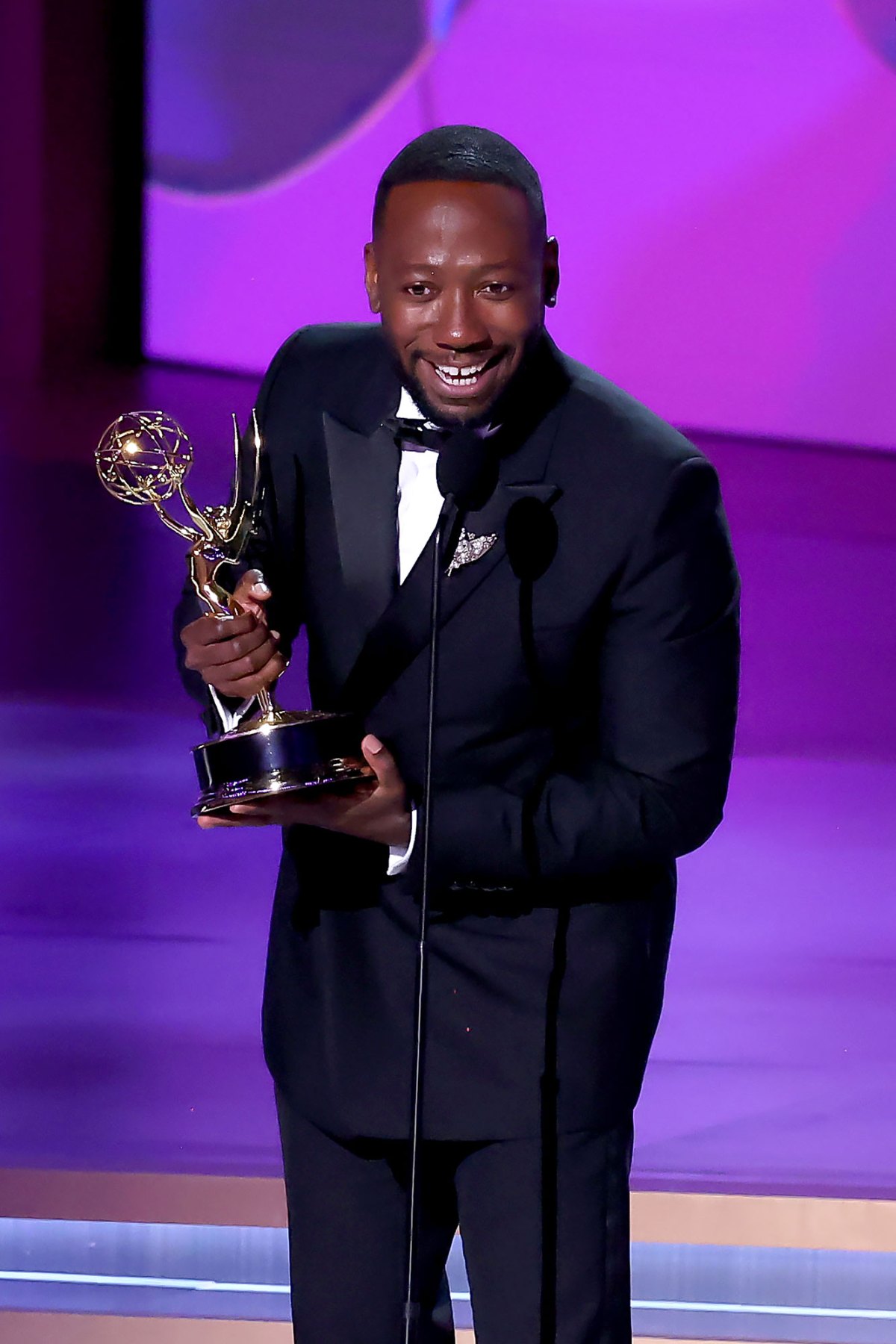 Hannah Simone Supports 'Former Roommate' Lamorne Morris' 2024 Emmy Win ...