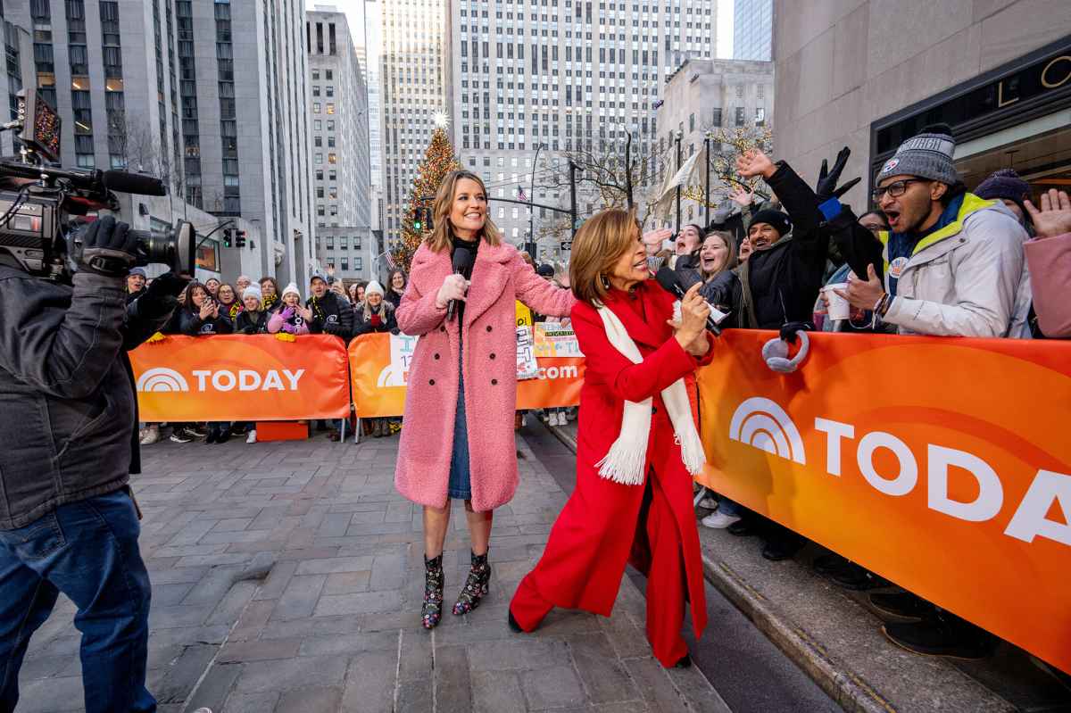 Hoda Kotb Is Leaving Today Show, Gets Emotional On-Air | Us Weekly