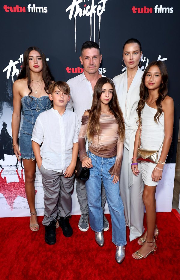 How Adriana Lima, Andre Lemmers Make Relationship Work With 5 Kids | Us ...