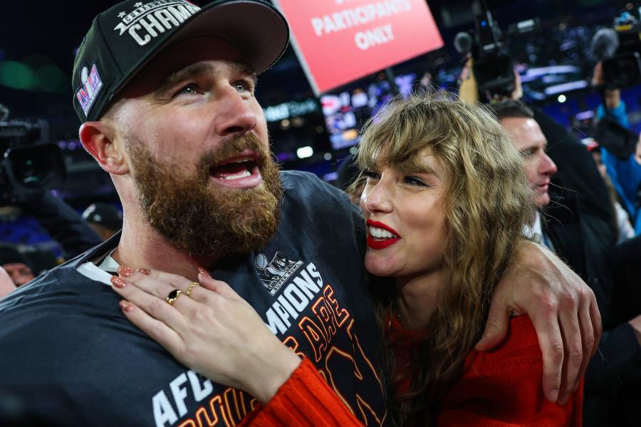 Jason Kelce Jokes About His Kids Meeting Taylor Swift’s Cats | Us Weekly