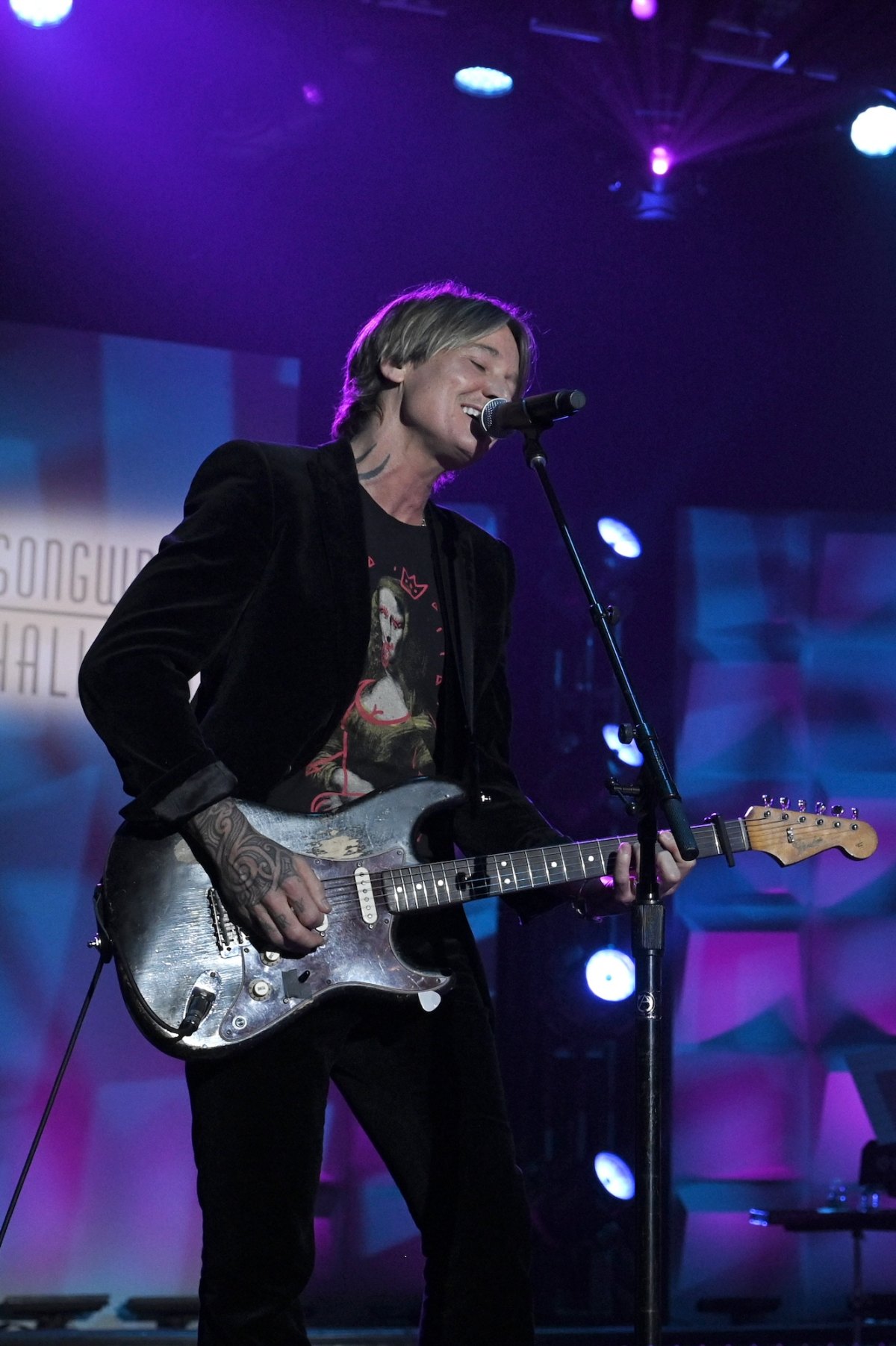 Keith Urban Compares Miley Cyrus' Singing Voice to an 'Ashtray' | Us Weekly
