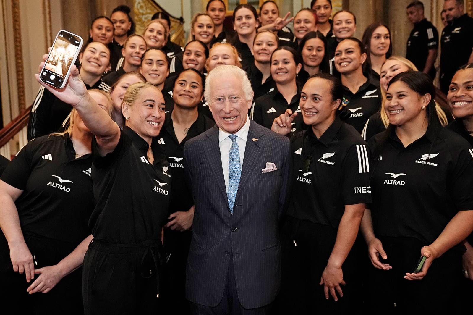 King Charles Receives 'Healing' Hug From New Zealand Rugby Team | Us Weekly