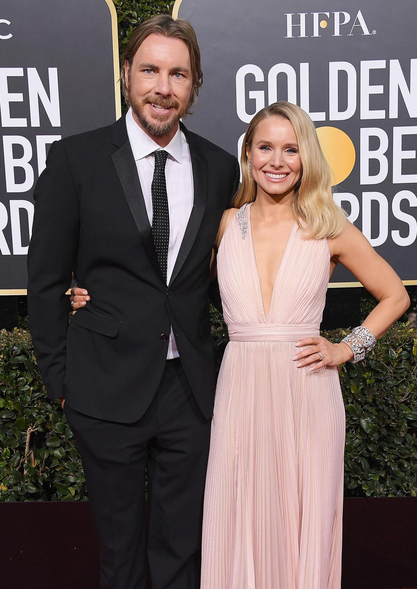 Kristen Bell on Dax Shepard Taking Gum Out of Her Mouth, Chewing It ...