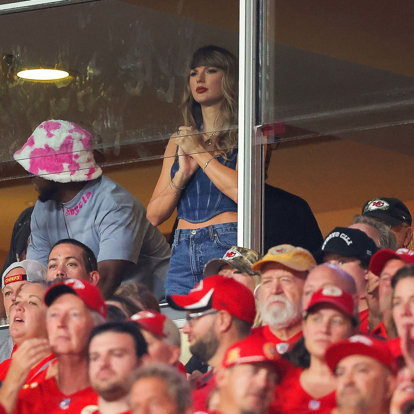Taylor Swift Seemingly Does 'So High School' Dance at Chiefs Game | Us ...