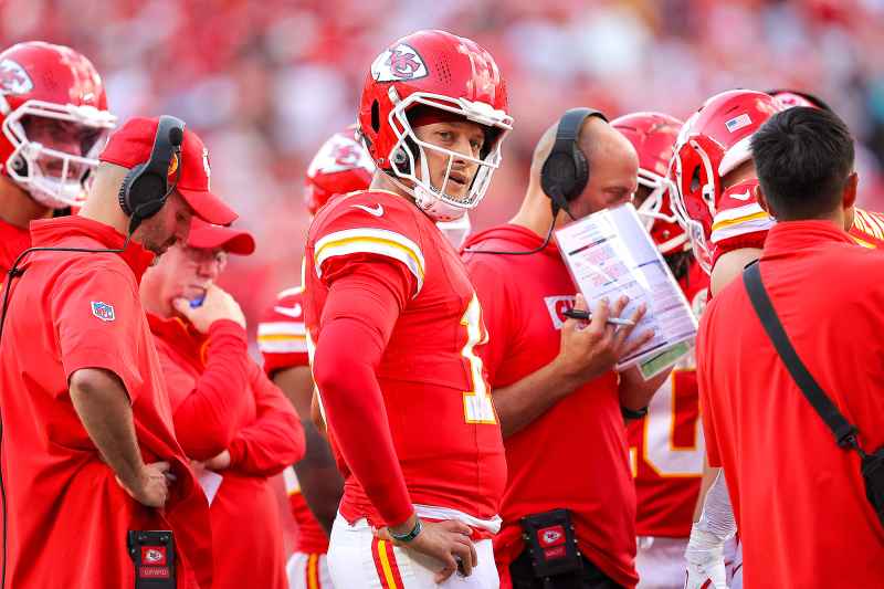 What Time Is the Kansas City Chiefs Game Today? | Us Weekly