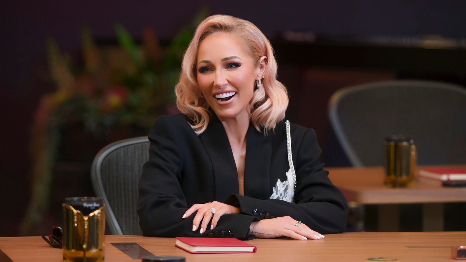 What the 'Selling Sunset' Cast Has Said About Returning for Season 9 ...