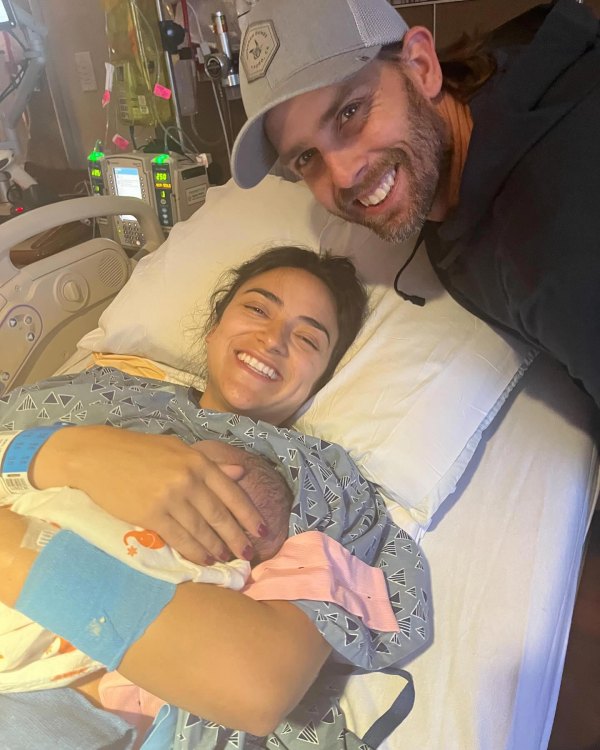Mets' Jeff McNeil Welcomes 2nd Baby With Wife After Playoff Win | Us Weekly