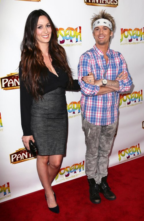 How Aaron Carter’s Twin Sister Angel Carter Is Honoring His Life | Us ...