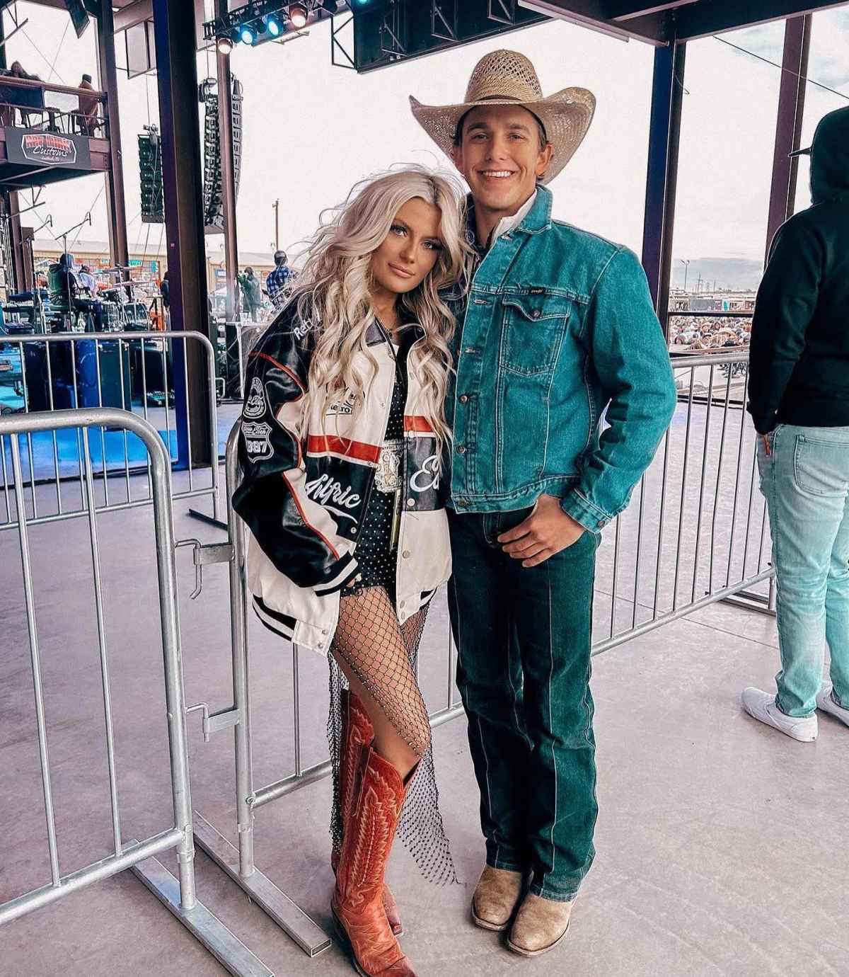Taylor Rousseau's Husband Vows Finish Travel Scrapbook After Her Death ...