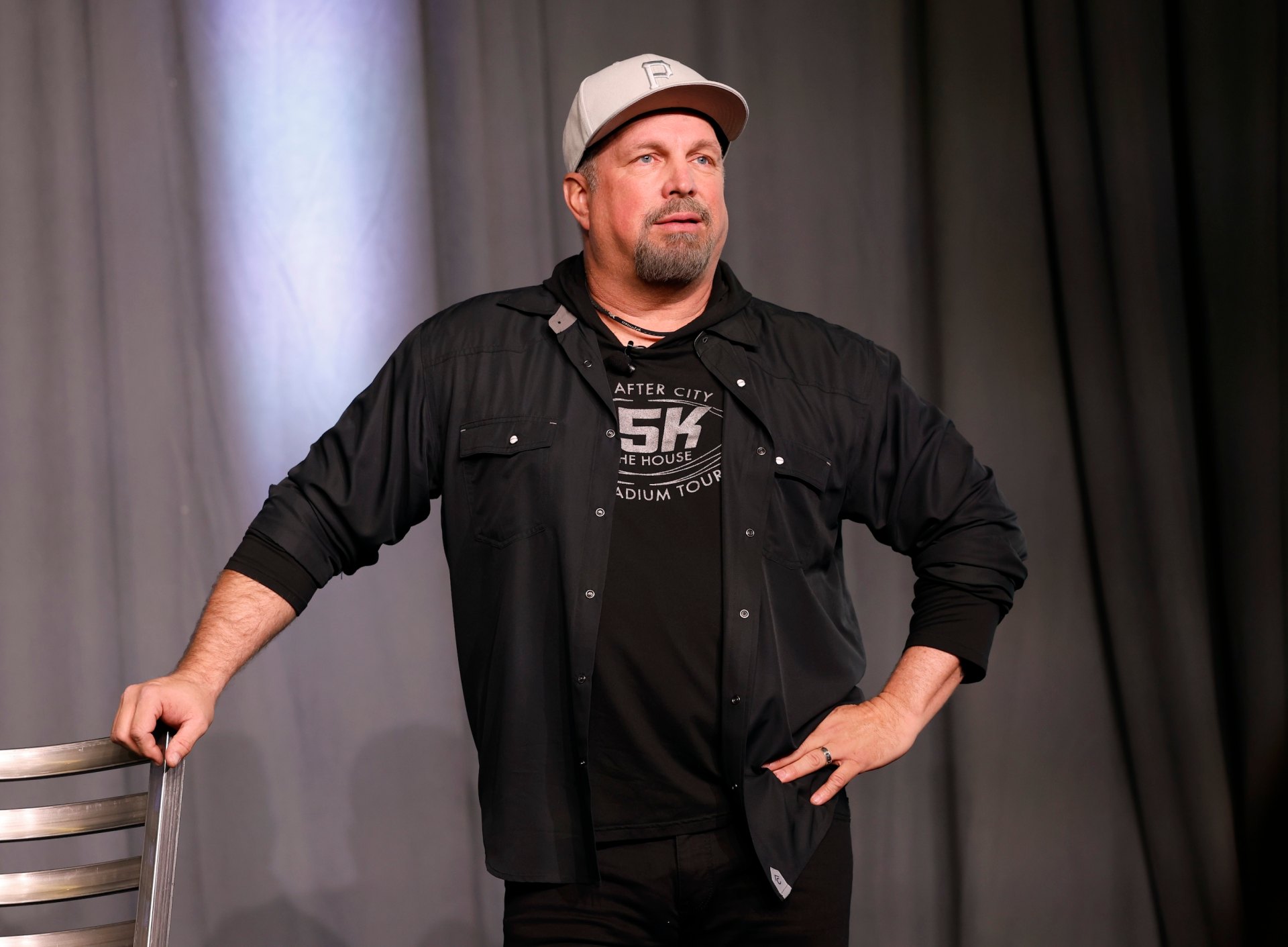 Garth Brooks’ Sexual Assault Accuser Reacts to Him Revealing Her Name ...