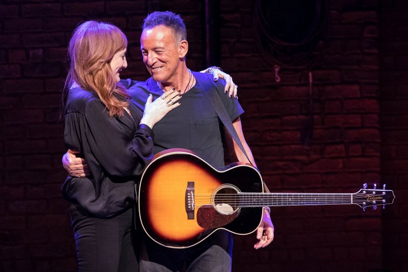 How Bruce Springsteen, Patti Scialfa Balance Marriage and Performing ...