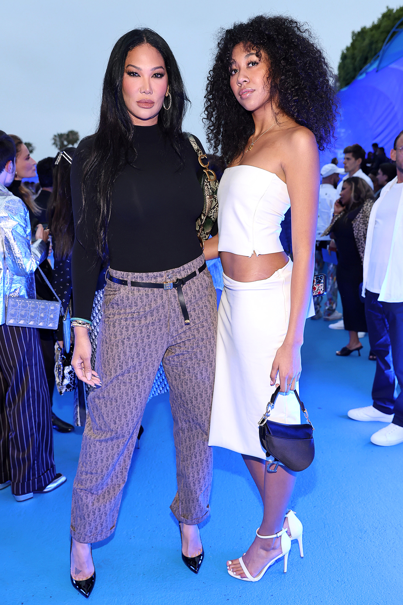 Kimora Lee Simmons’ Daughters Confront Her Over 2024 ‘Cute’ Mugshot ...