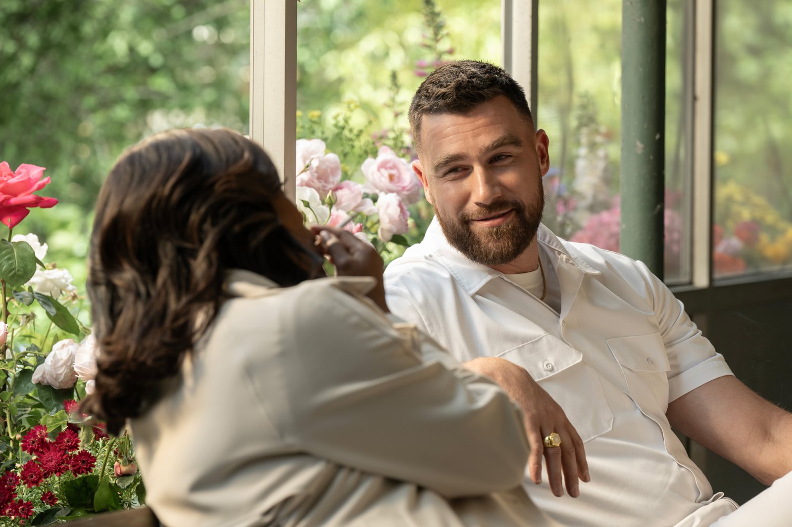 Grotesquerie's Season Finale Reveals Travis Kelce's Character Ed's Fate ...