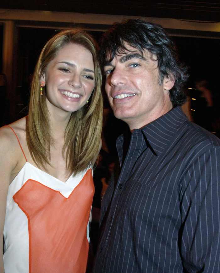 Peter Gallagher Is 'So Grateful' That Mischa Barton Is 'Still Alive ...