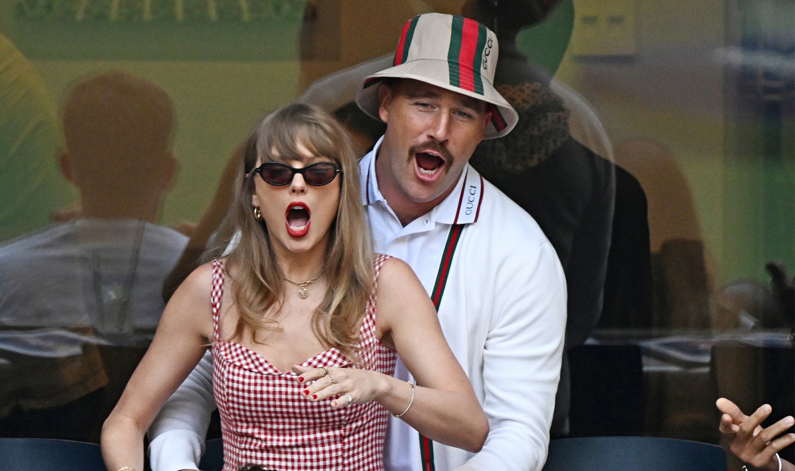 Taylor Swift Joins Travis Kelce's BFF Aric Jones in Game Day Squad Pic ...