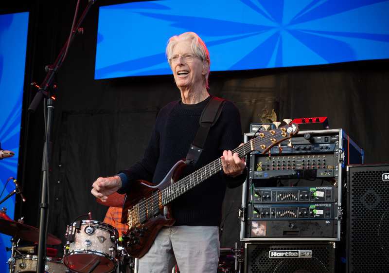 The Grateful Dead’s Phil Lesh Dead at 84 | Us Weekly
