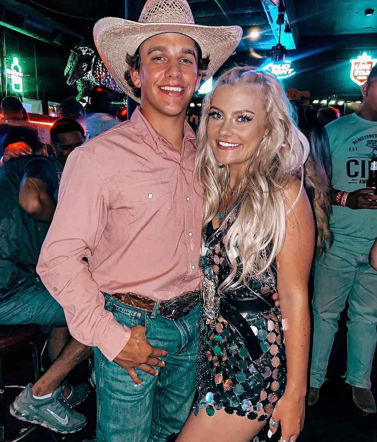 TikTok Star Taylor Rousseau Grigg Dead at 25: 'Sudden and Unexpected ...