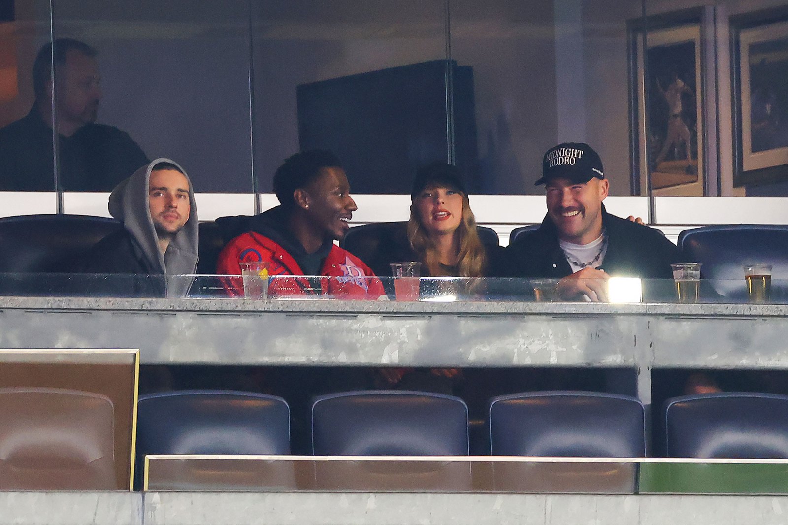Travis Kelce Had 'Mixed Feelings' About Taylor Swift Yankees Date | Us ...