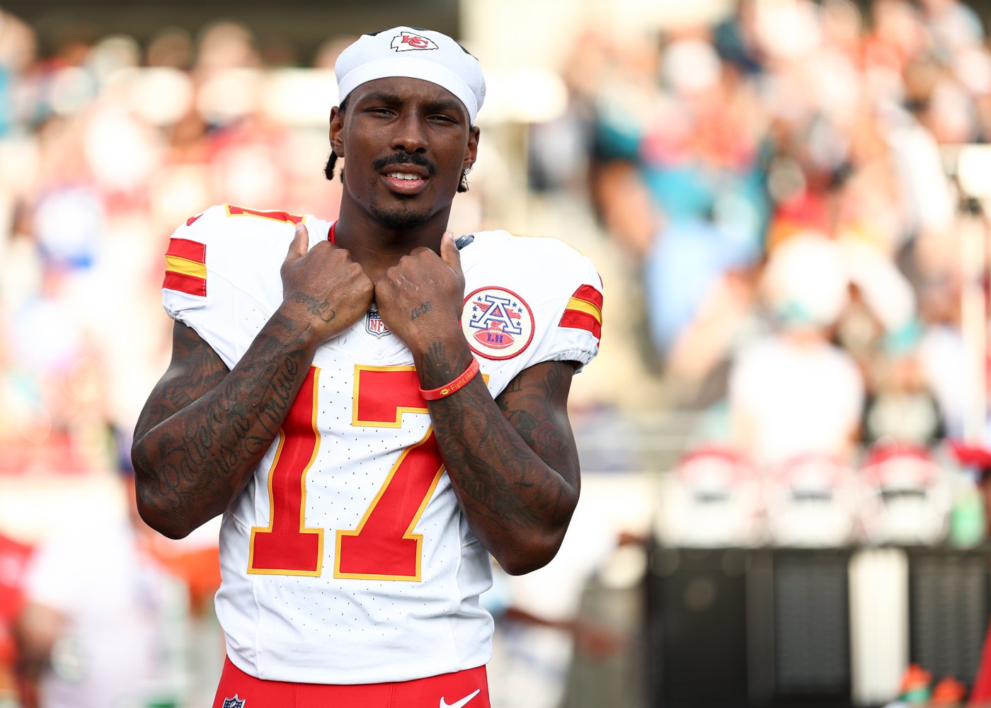 Tyler Hynes: Chiefs Player Fixed My Finger After The Groomsmen Injury ...