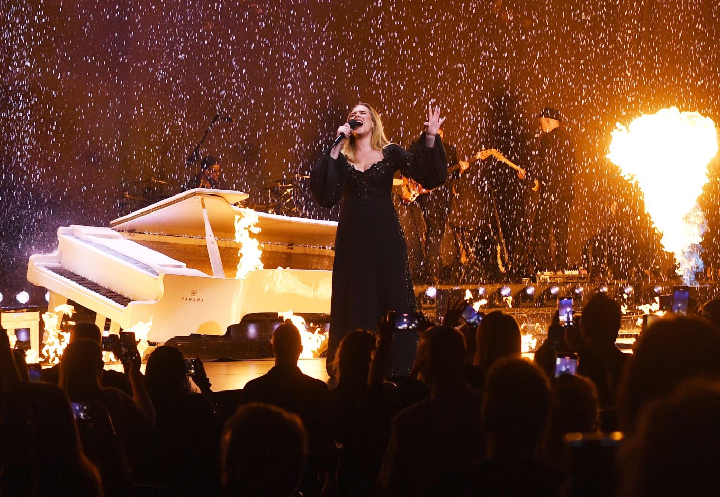 Adele Doesn't Know When She'll 'Perform Again' After Vegas Residency ...