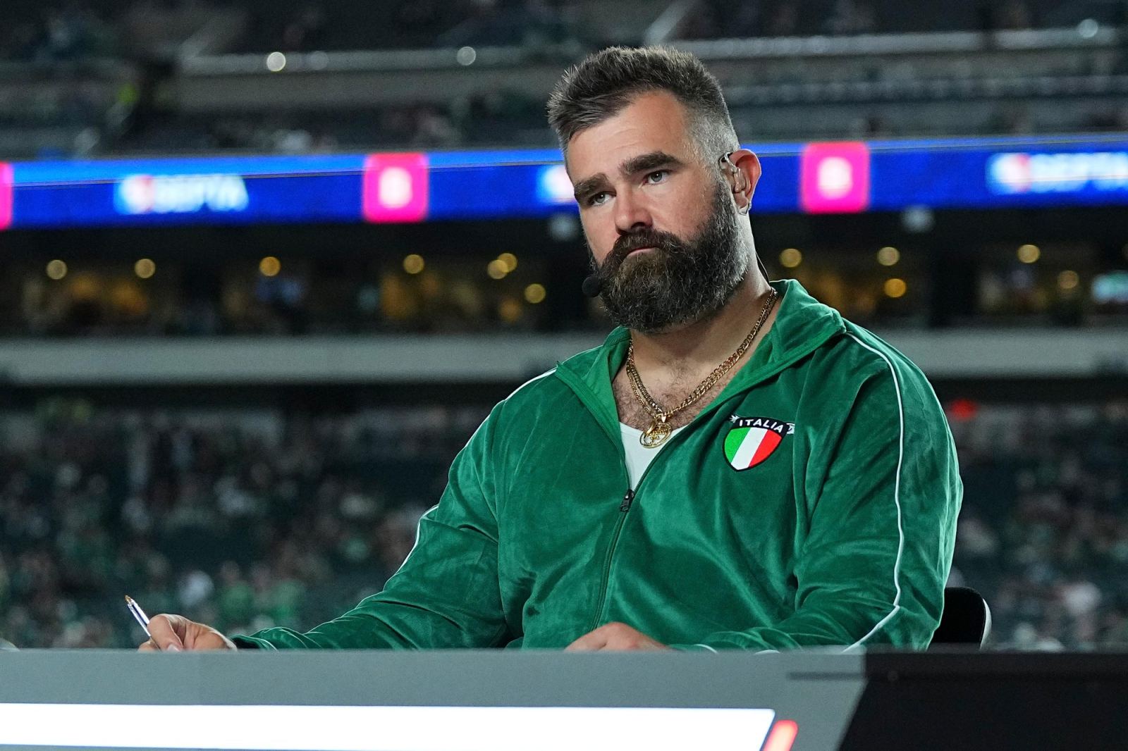 Jason Kelce Breaks Silence After Phone Incident, Homophobic Slurs | Us ...